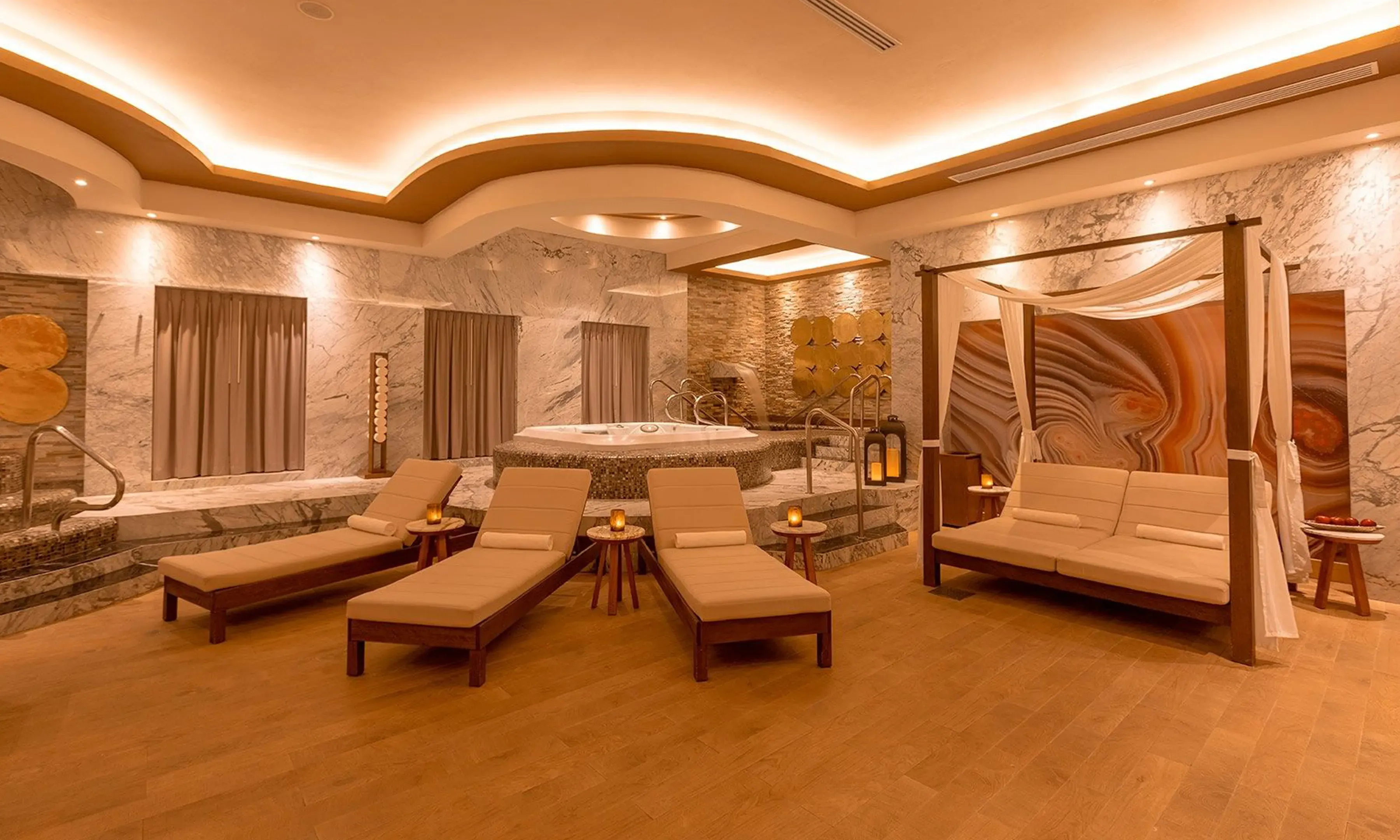Elevate Your Stay with a Luxury Resort Spa | Palace Resorts