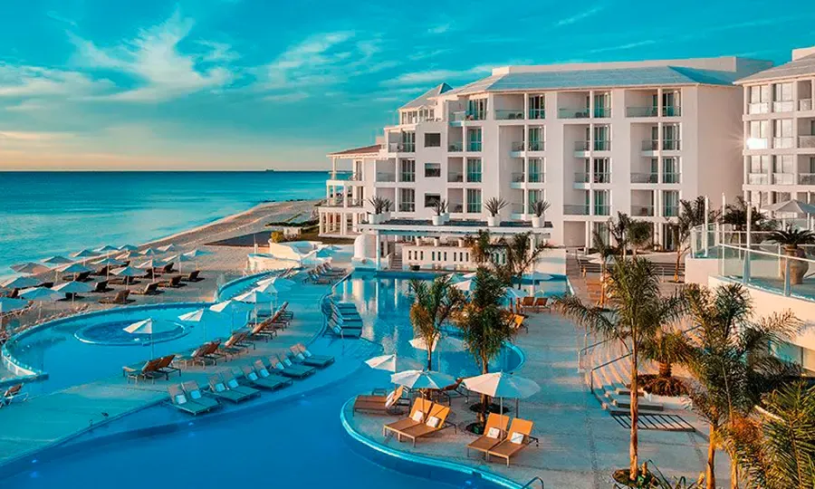 Our All-Inclusive Experience—On Mobile - Palace Resorts